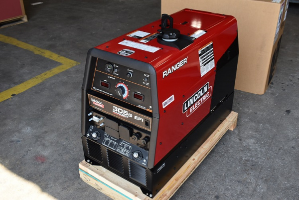 Lincoln Welding Equipment | Lincoln Ranger 305G EFI - Certified Pre-Owned